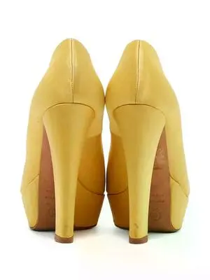 Alexander McQueen Leather Heeled Pumps