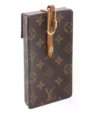 LOUIS VUITTON 2019 Monogram Phone Case