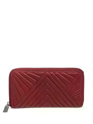 Valentino Garavani Chevron Quilted Wallet - Red