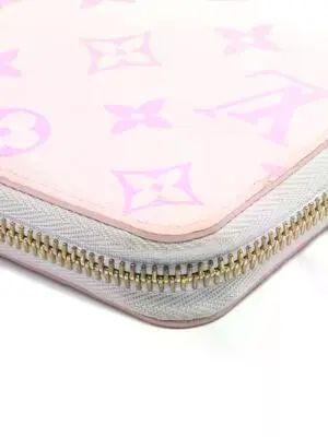 LOUIS VUITTON 2010s Monogram Zip Wallet - White