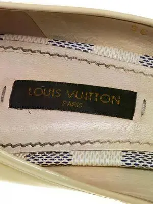 LOUIS VUITTON Bow-detail Heeled Pumps