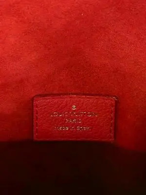 LOUIS VUITTON Victoire Handbag - Brown