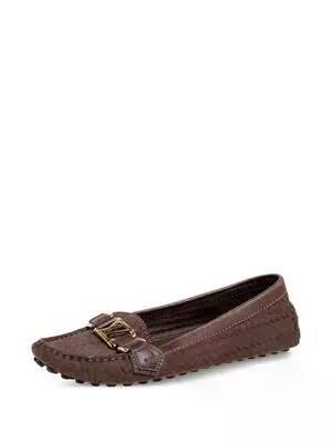 LOUIS VUITTON Logo-plaque Loafers