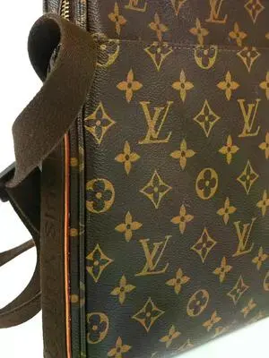 LOUIS VUITTON 2011 Trotteur Beaubourg Shoulder Bag - Brown