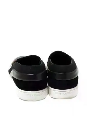 LOUIS VUITTON 2024 Stud-embellished Sneakers
