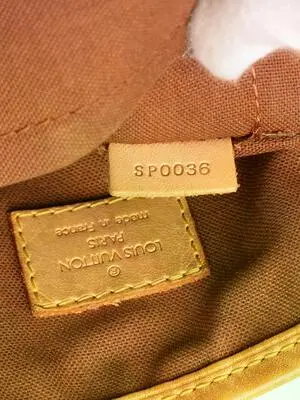 LOUIS VUITTON Monogram Batignolles Vertical Pm Handbag