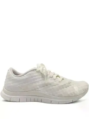 Nike Free Hypervenom Low Sneakers