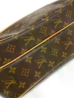 LOUIS VUITTON Reporter Pm Shoulder Bag