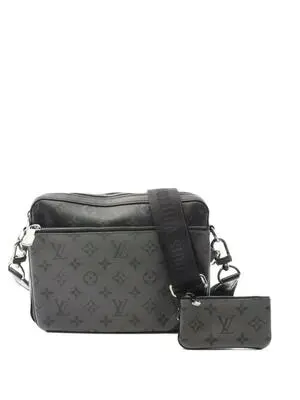 LOUIS VUITTON Trio Messenger Bag - Black