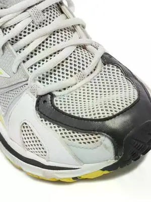 Vetements X Reebok Spike Runner 200 Sneakers - White