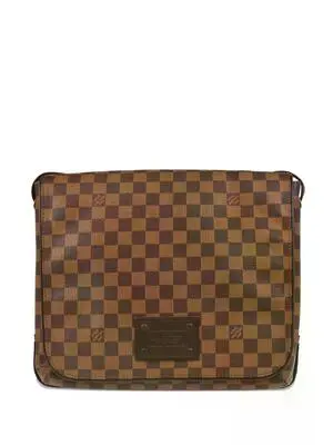 LOUIS VUITTON Brooklyn Mm Shoulder Bag - Neutrals