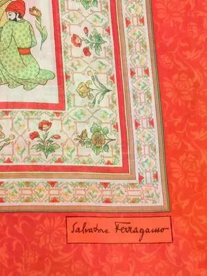 FERRAGAMO 1990s Illustration-print Scarf