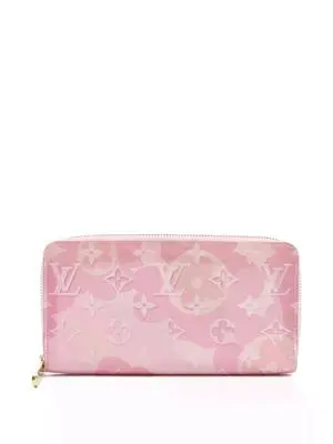 LOUIS VUITTON 2021 Zippy Wallet - Pink