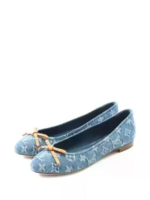 Louis Vuitton Round Toe Flats For Women