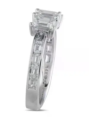 LB EXCLUSIVE 14k White Gold Emerald Cut Diamond Ring
