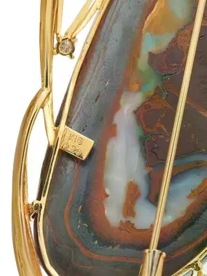 LB EXCLUSIVE 18k Yellow Cameo Pendant