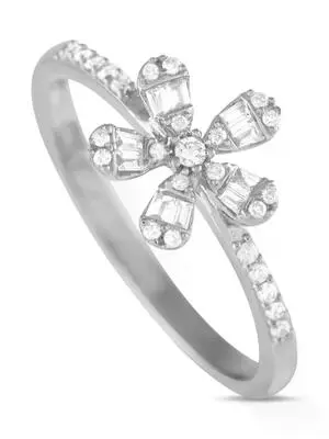 LB EXCLUSIVE 14k White Gold Diamond Flower Ring - Silver