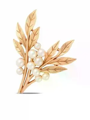 SUSAN CAPLAN 1960s Trifari Plant Motif Brooch - Gold