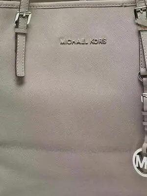 Michael Kors Jet Set Tote Bag
