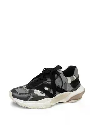 Valentino Garavani Bounce Sneakers
