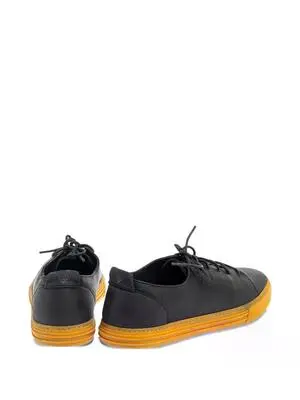 Gucci Leather Low-top Sneakers