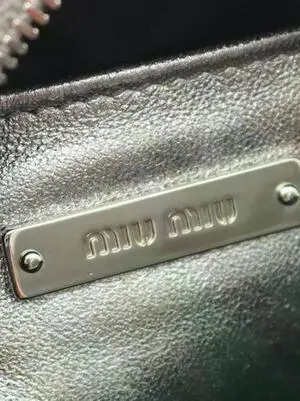 Miu Miu 2010s Matelassé-effect Shoulder Bag