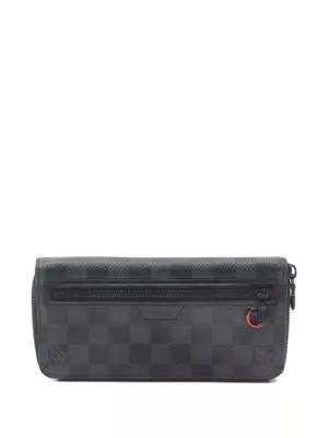 LOUIS VUITTON 2020 Zippy Wallet - Black