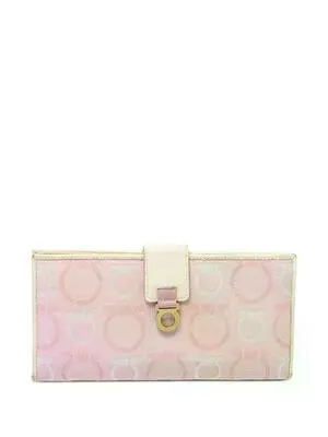 FERRAGAMO Gancini Wallet - Pink