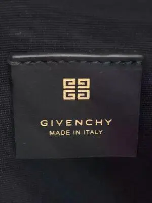 Givenchy 2020s Leather Shoulder Bag