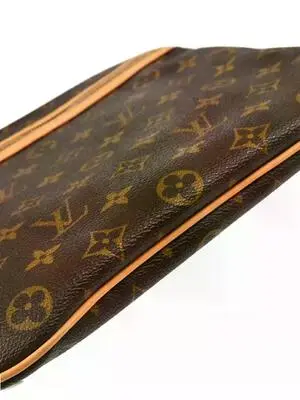 LOUIS VUITTON 2006 Monogram Crossbody Bag