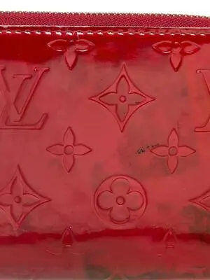 LOUIS VUITTON Zippy Wallet - Red