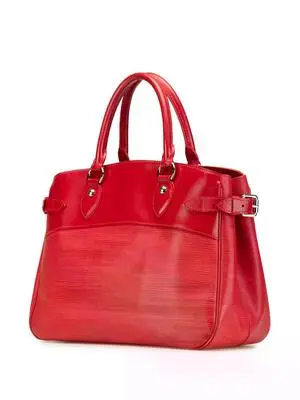 LOUIS VUITTON Pre-owned 2006 Epi Passy Pm Handbag - Red
