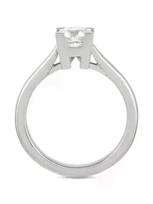 Harry Winston Platinum Solitaire Round Cut Diamond Ring
