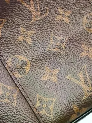 LOUIS VUITTON 2021 Vanity Pm Handbag