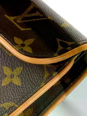 LOUIS VUITTON Monogram Canvas Pochette Florentine Belt Bag