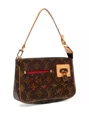 LOUIS VUITTON 2006 Pochette Handbag