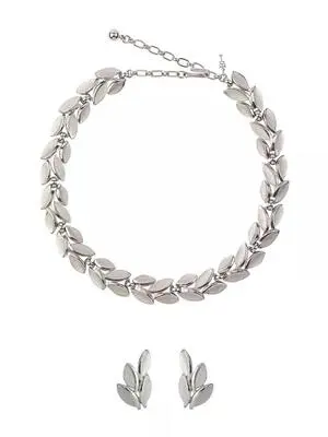 SUSAN CAPLAN 1960s Trifari Necklace And Earrings Set - Silver