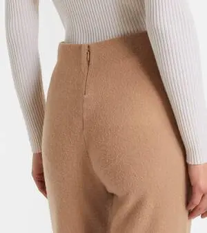Gabriela Hearst Kaulike Cashmere Flared Pants - Beige