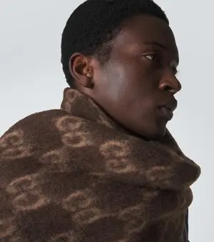 Gucci Gg Fringed Scarf - Neutrals