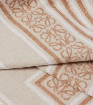 Loewe Anagram Wool And Cashmere Jacquard Scarf - Beige