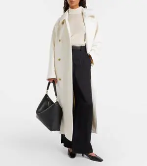 TOTEME Bevel Leather Shoulder Bag - Black