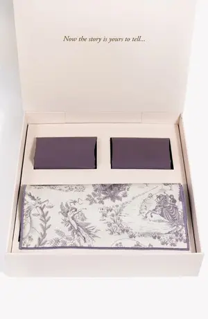 BOND & GRACE The Heroines Table Linens Set