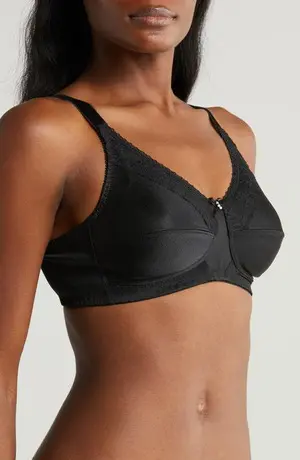 AMOENA Nancy Wireless Padded Prosthetic Bra - Black