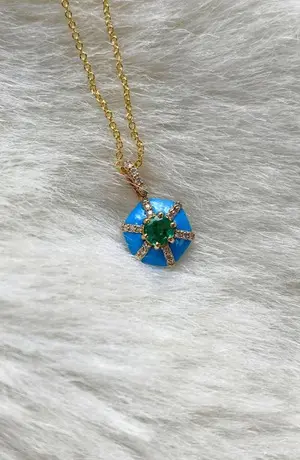 Goshwara Queen Hexagon Pendant Necklace - Green/turquoise
