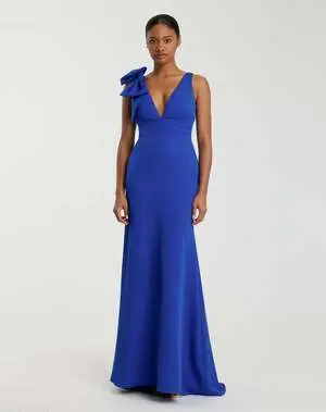 Mac Duggal Sleeveless V-neck Mermaid Gown With Bow Detail - Blue