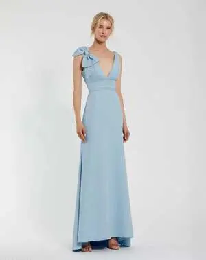 Mac Duggal Sleeveless V-neck Bow Detail Mermaid Gown - Blue