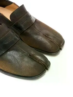 MAISON MARGIELA Tabi City Loafers - Brown