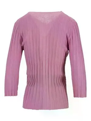 LA ROSE Ribbed V-neck Top