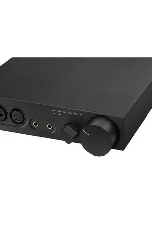 SENNHEISER Senneheiser Hdv 820 Digital Headphones Amplifier