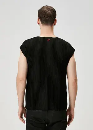 PCFG Sleeveless V-neck Knit Vest - Black